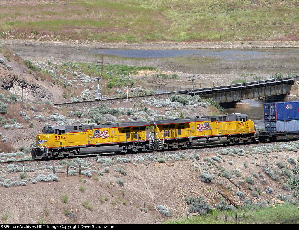 Union Pacific 5364, 5373